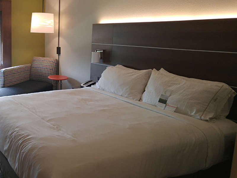 Holiday Inn Express Formula Blue Design Hotel Furniture from China ...